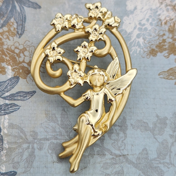 Vintage | Jewelry | Danecraft Matte Bright Gold Plate Fairy Pixie ...